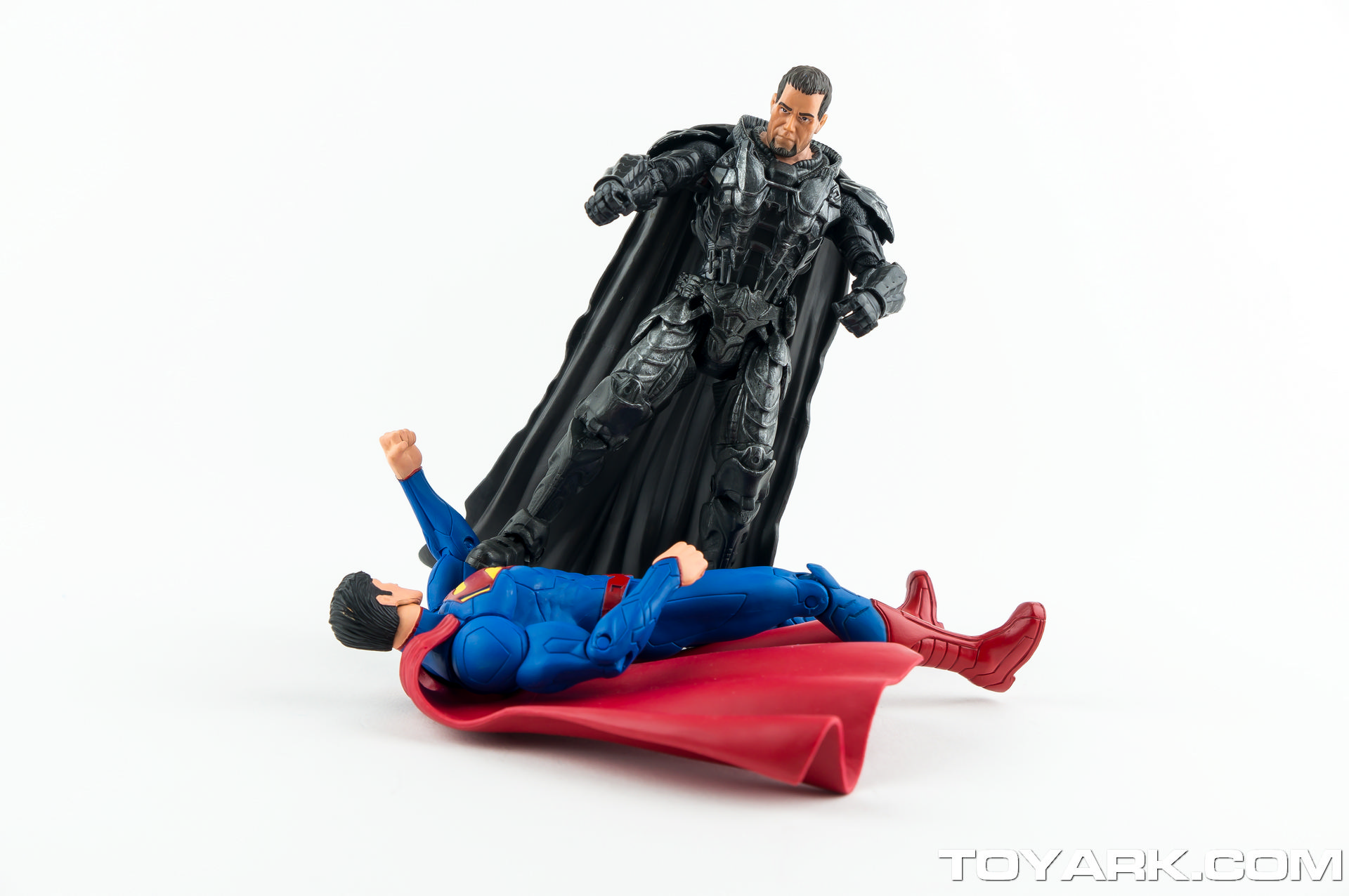 Movie Masters General Zod with Kryptonian Armor Gallery - The Toyark - News