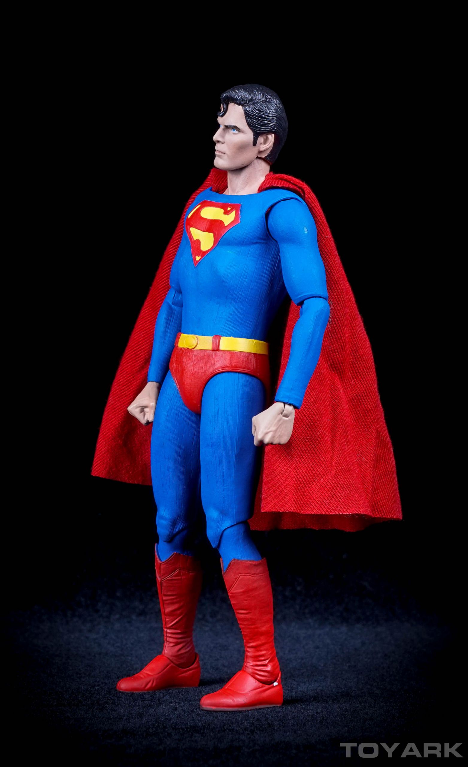 Christopher Reeve Superman 7-Inch Figure by NECA - Toyark Photo Shoot ...