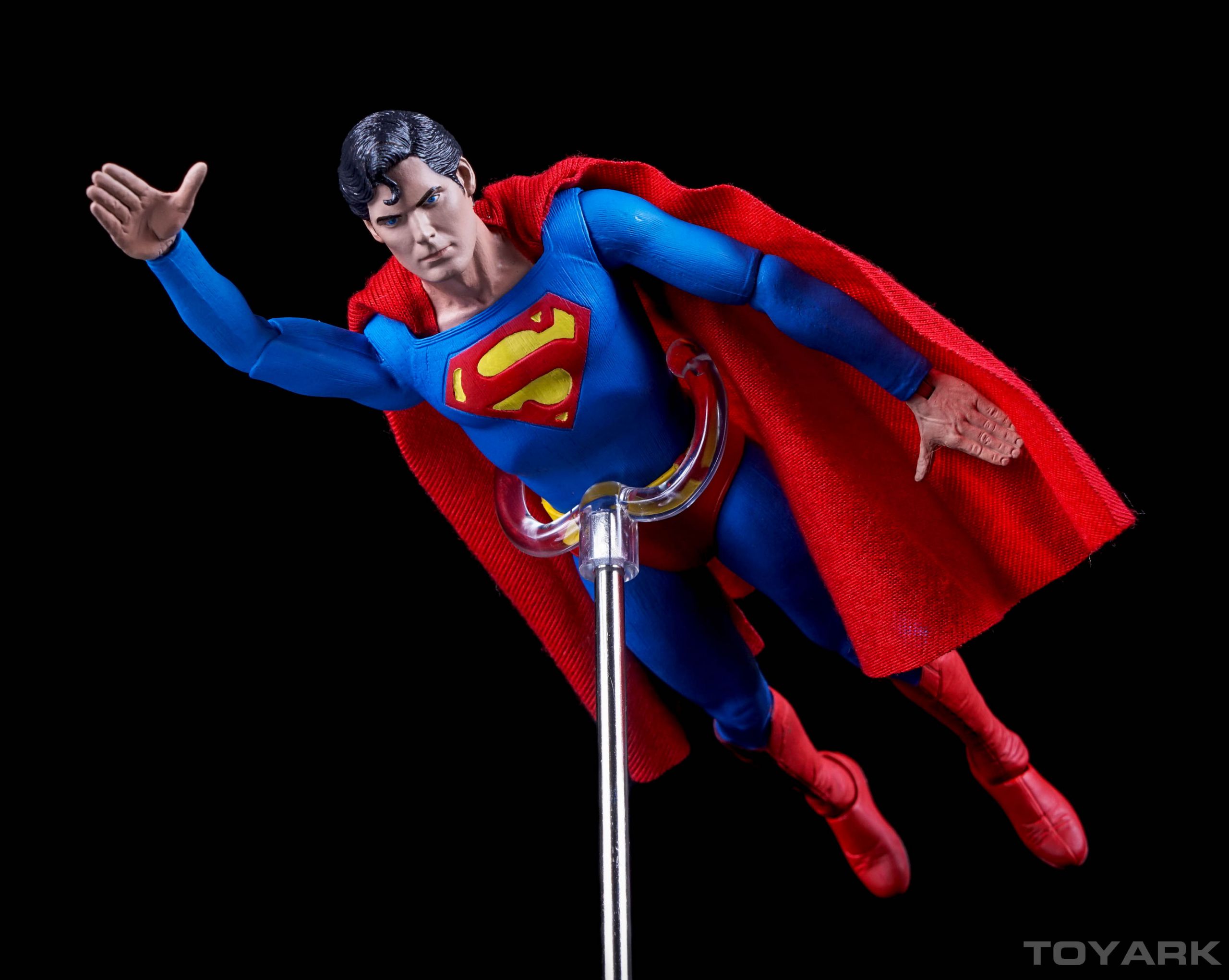 Christopher Reeve Superman 7-Inch Figure by NECA - Toyark Photo Shoot ...