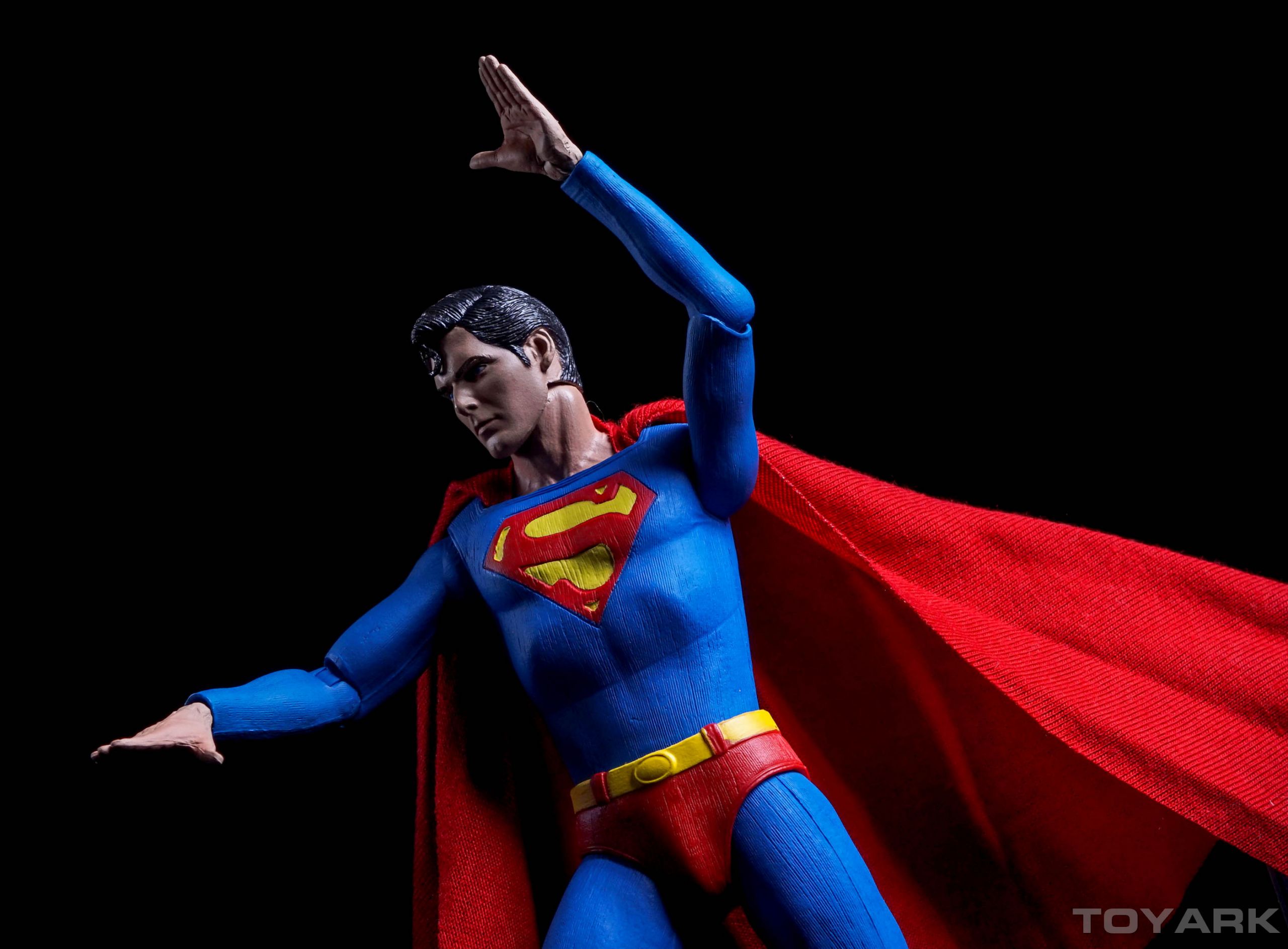 Christopher Reeve Superman 7-Inch Figure by NECA - Toyark Photo Shoot ...
