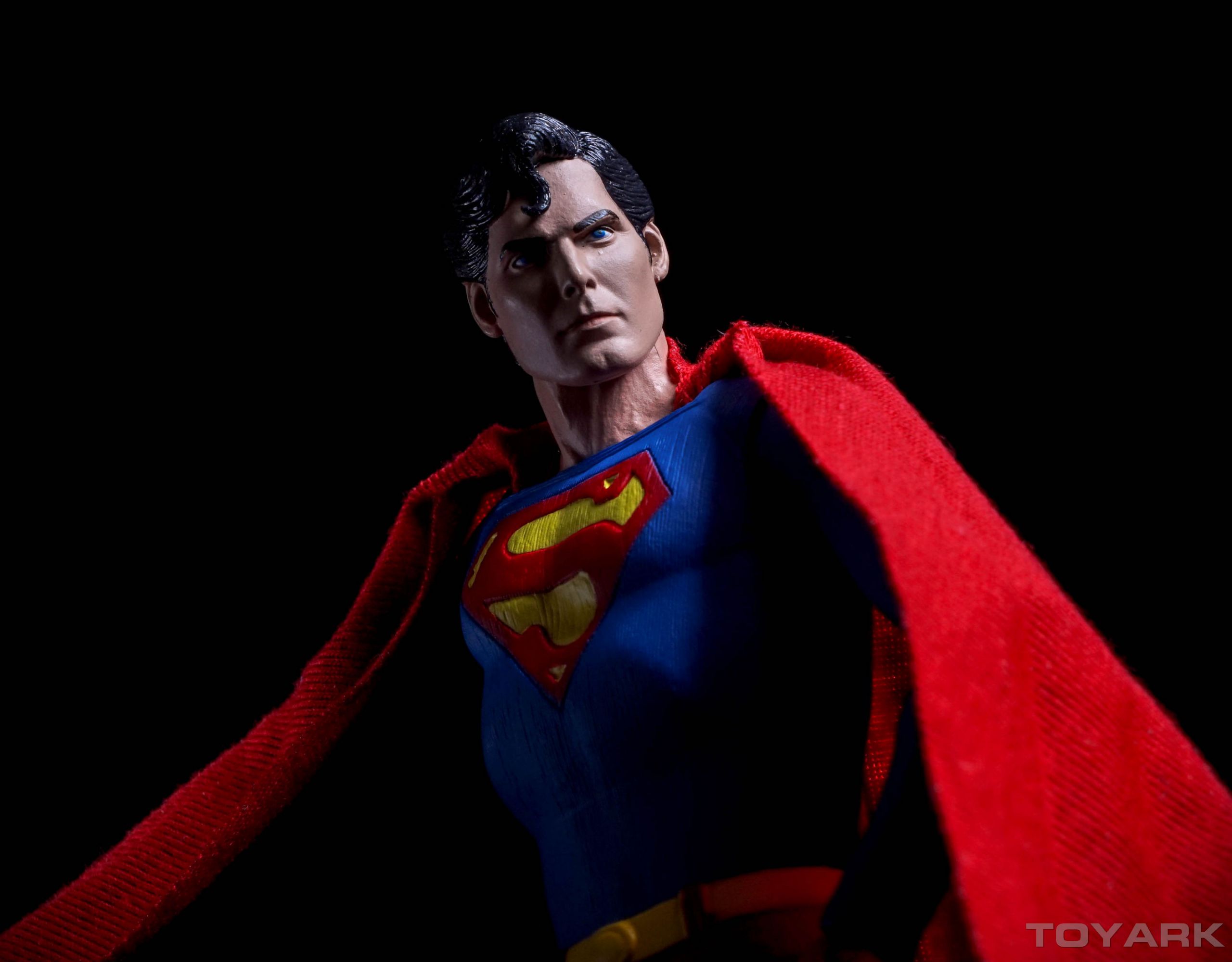 Christopher Reeve Superman 7-Inch Figure by NECA - Toyark Photo Shoot ...