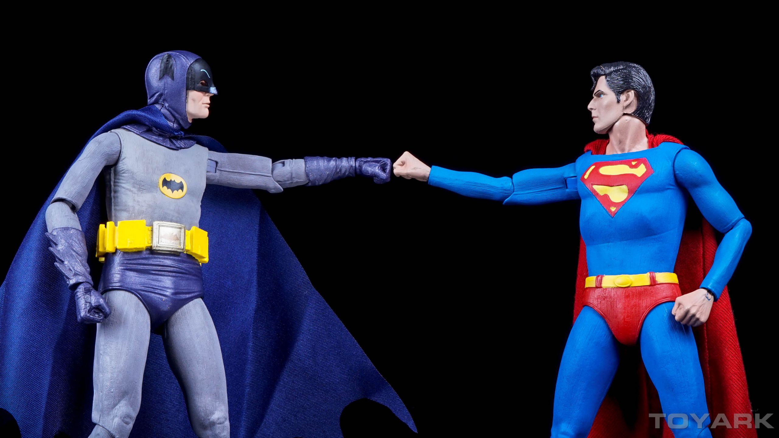 Christopher Reeve Superman 7-Inch Figure by NECA - Toyark Photo Shoot ...