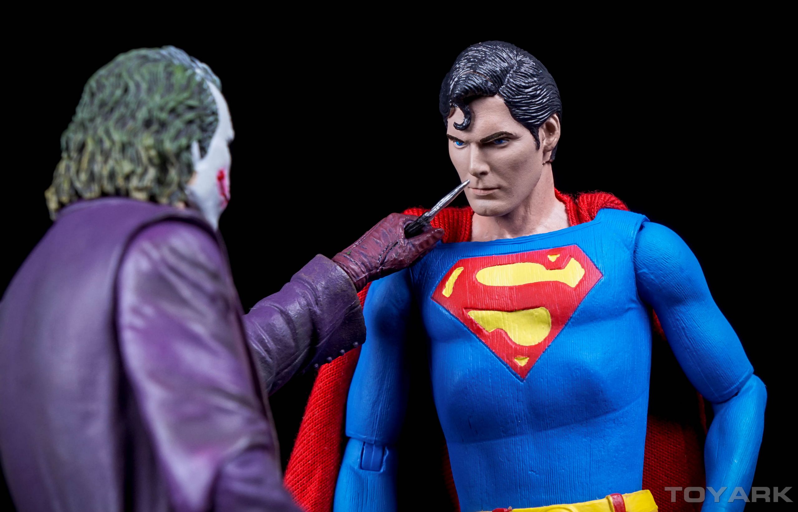 Christopher Reeve Superman 7-Inch Figure by NECA - Toyark Photo Shoot ...
