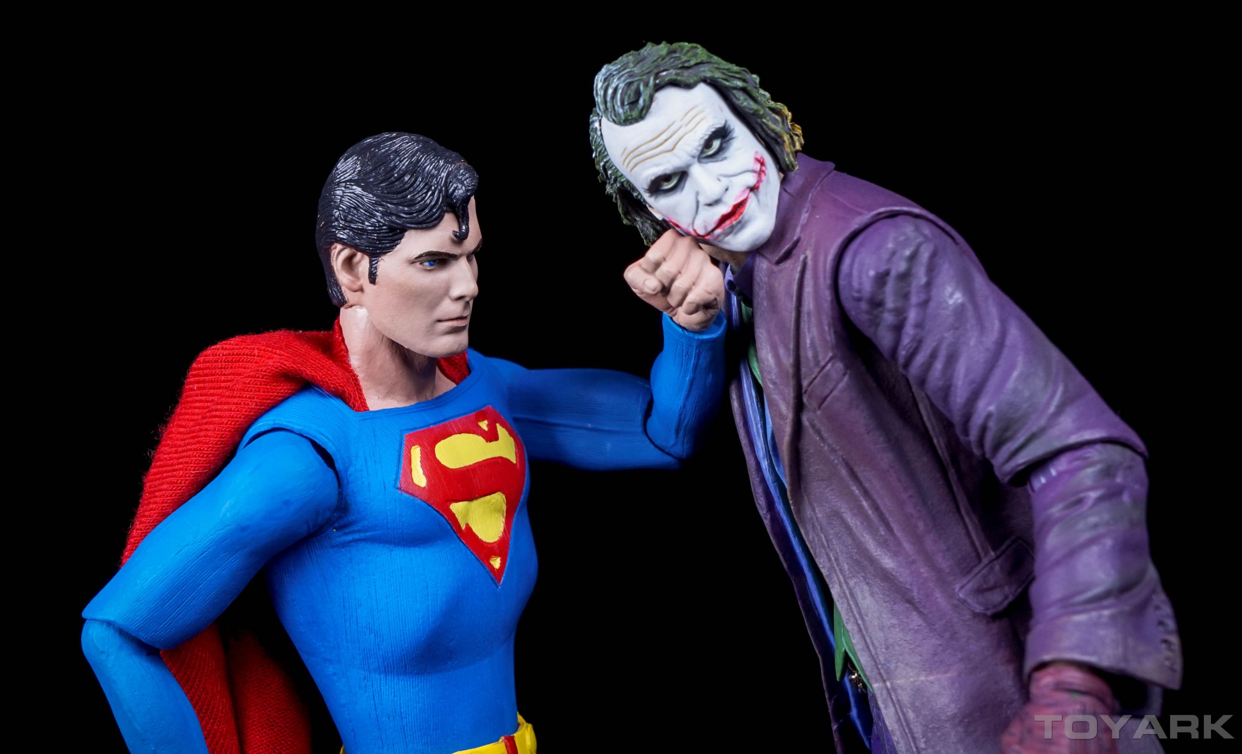 Christopher Reeve Superman 7-Inch Figure by NECA - Toyark Photo Shoot ...