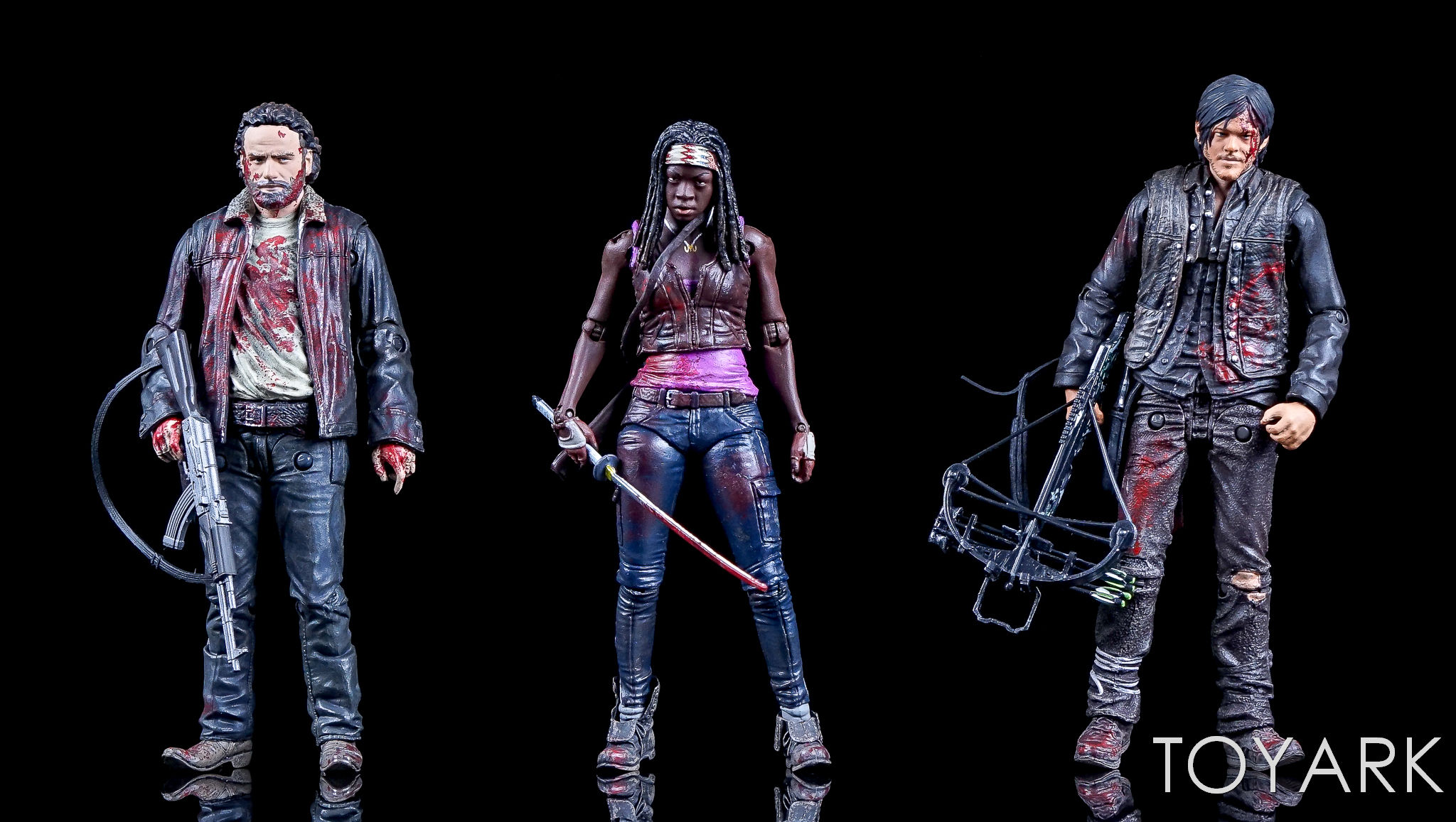 McFarlane Toys The Walking Dead Heroes 3-Pack - Toyark Photo Shoot ...