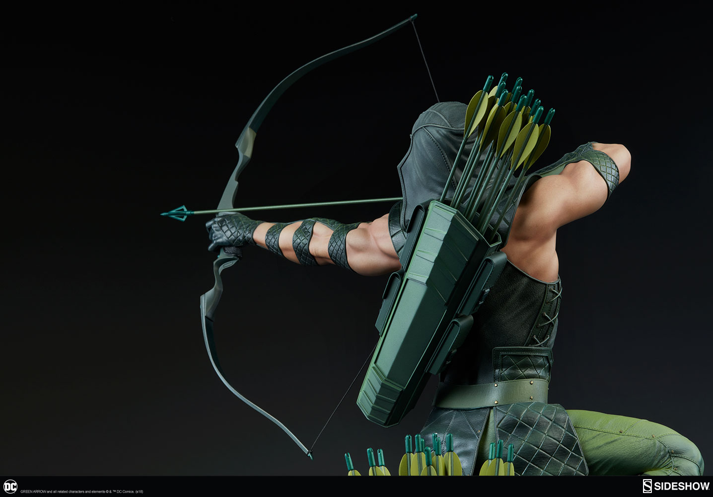 DC Comics Green Arrow Premium Format Figure by Sideshow - The Toyark - News