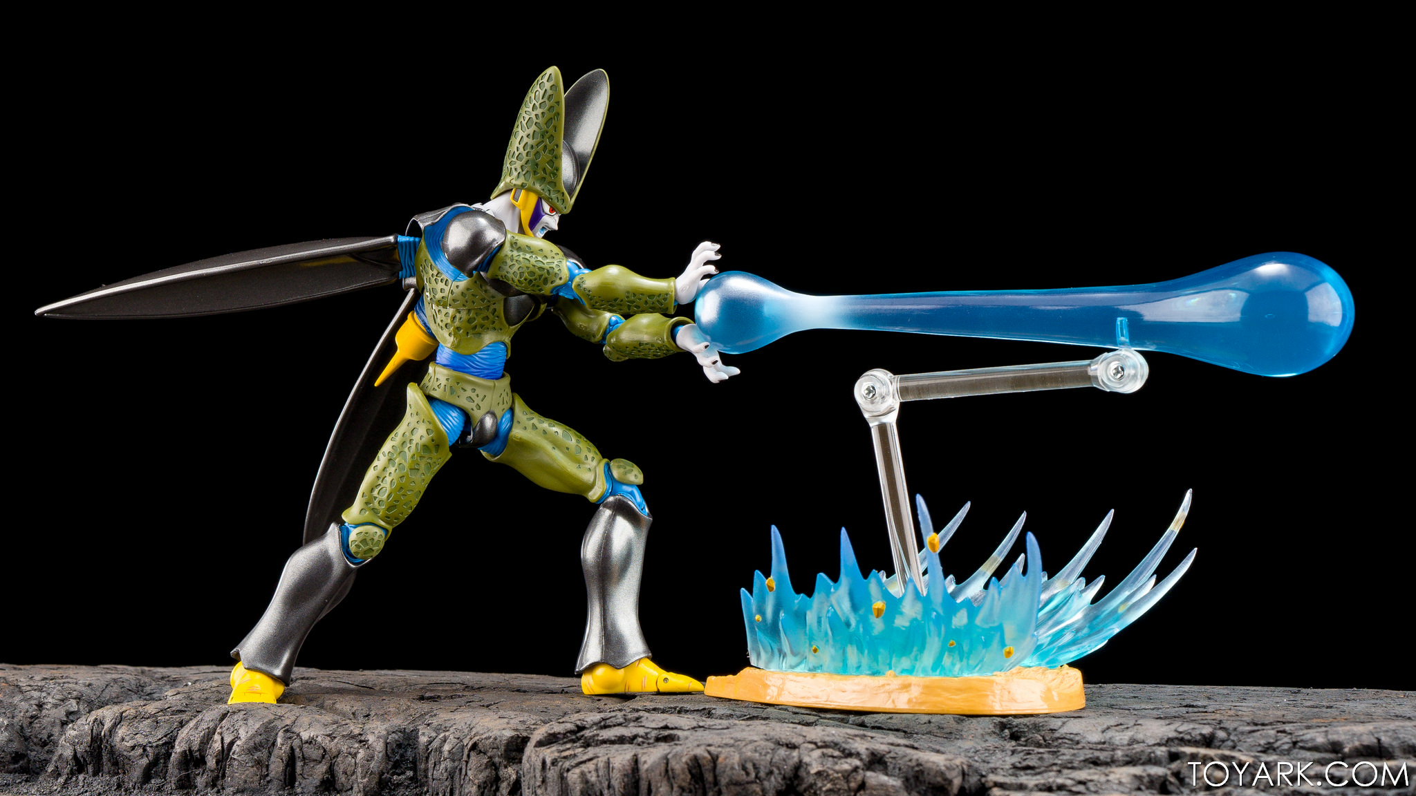 SDCC S.H. Figuarts DBZ Perfect Cell Photo Review (Updated) - The Toyark ...
