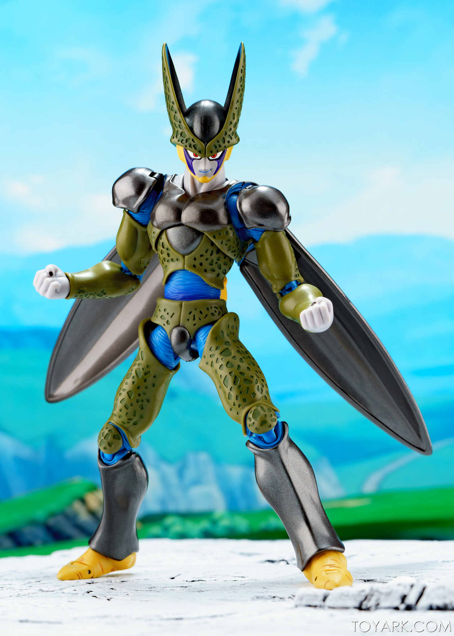 SDCC S.H. Figuarts DBZ Perfect Cell Photo Review (Updated) - The Toyark ...