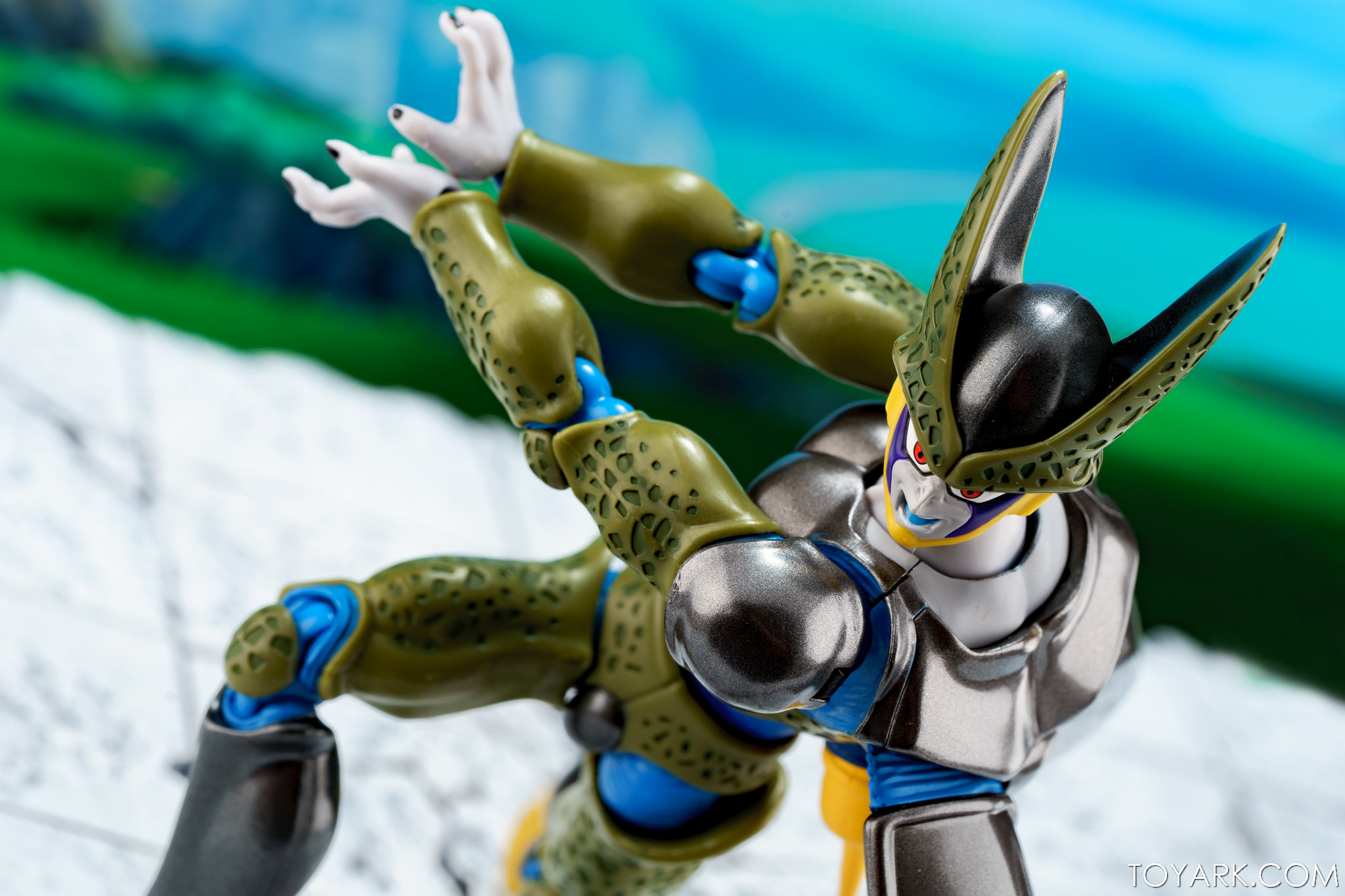SDCC S.H. Figuarts DBZ Perfect Cell Photo Review (Updated) - The Toyark ...