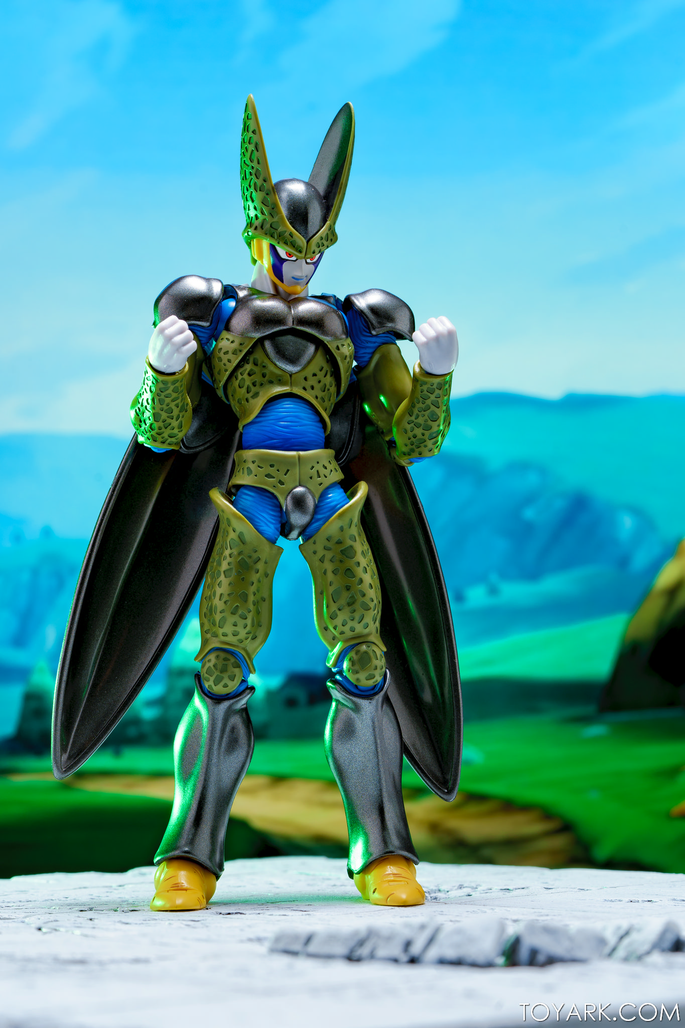 SDCC S.H. Figuarts DBZ Perfect Cell Photo Review (Updated) - The Toyark ...