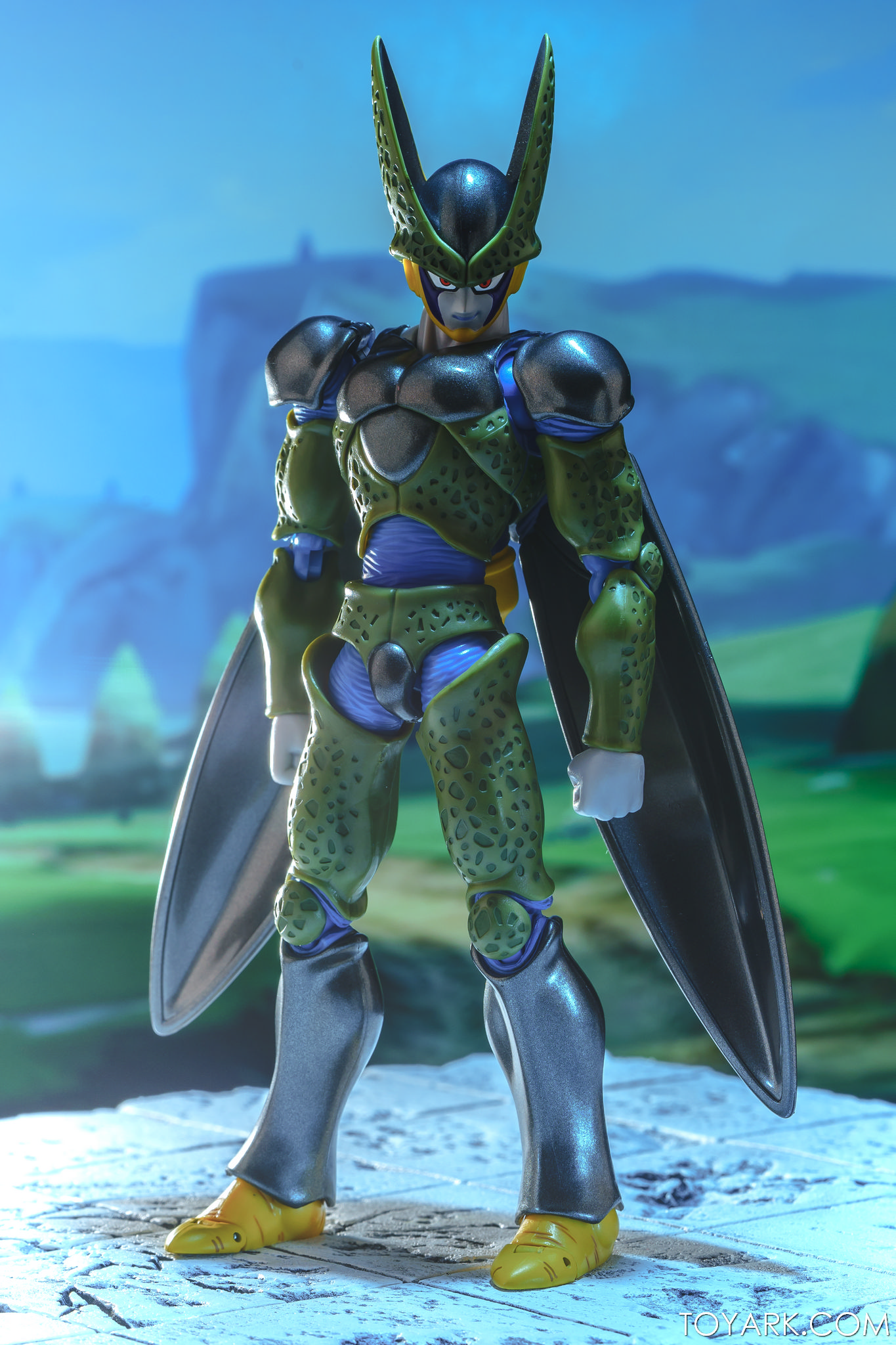 SDCC S.H. Figuarts DBZ Perfect Cell Photo Review (Updated) - The Toyark ...