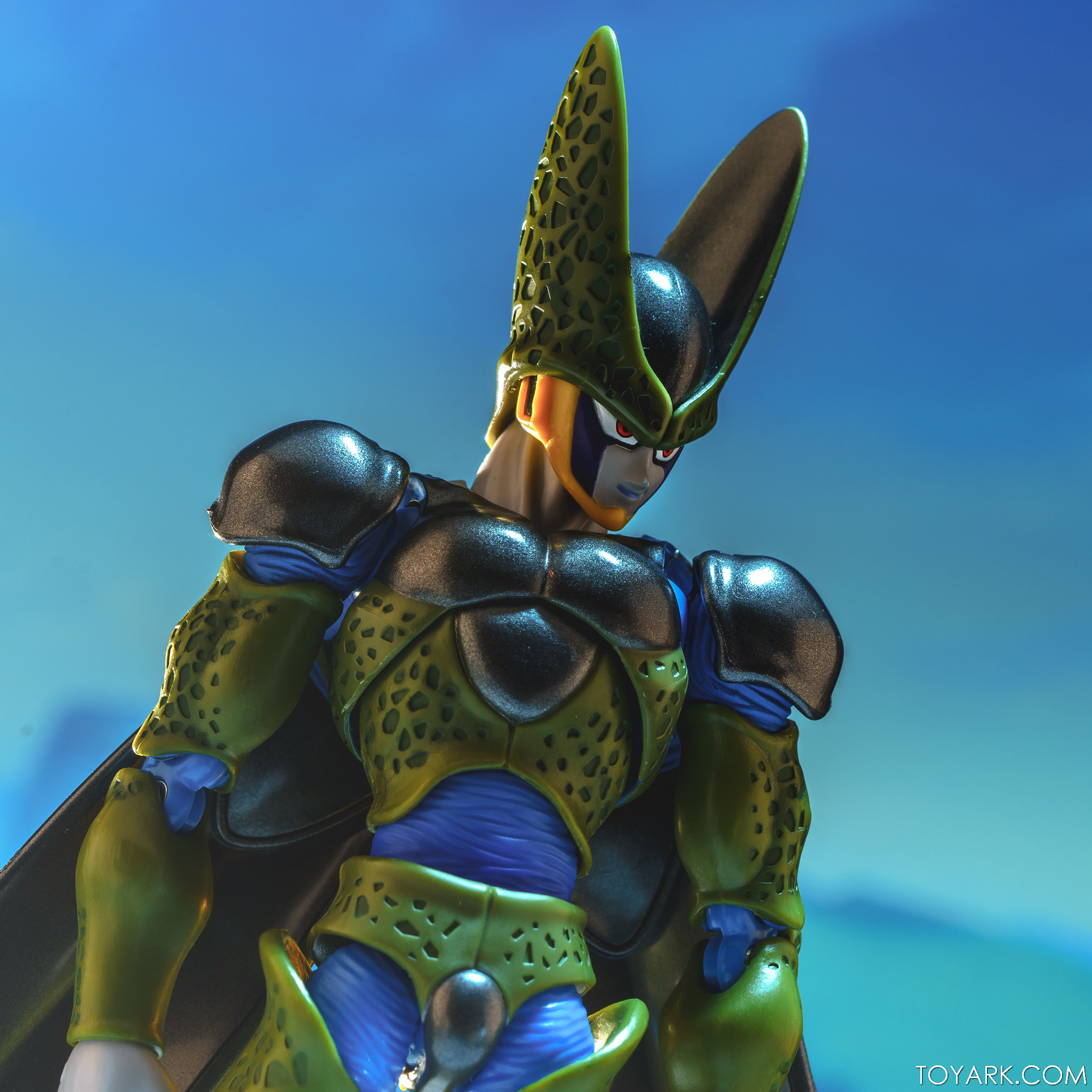 SDCC S.H. Figuarts DBZ Perfect Cell Photo Review (Updated) - The Toyark ...