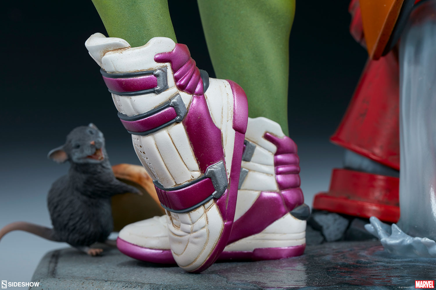 Marvel Comics She-Hulk Statue by Sideshow - The Toyark - News