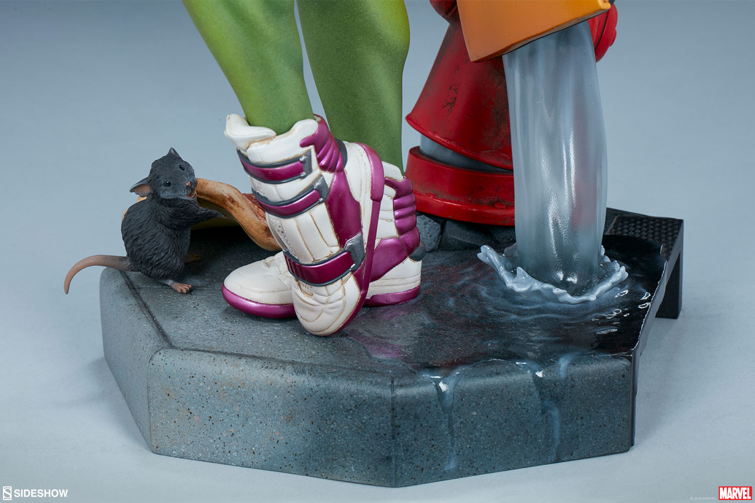 Marvel Comics She-Hulk Statue by Sideshow - The Toyark - News