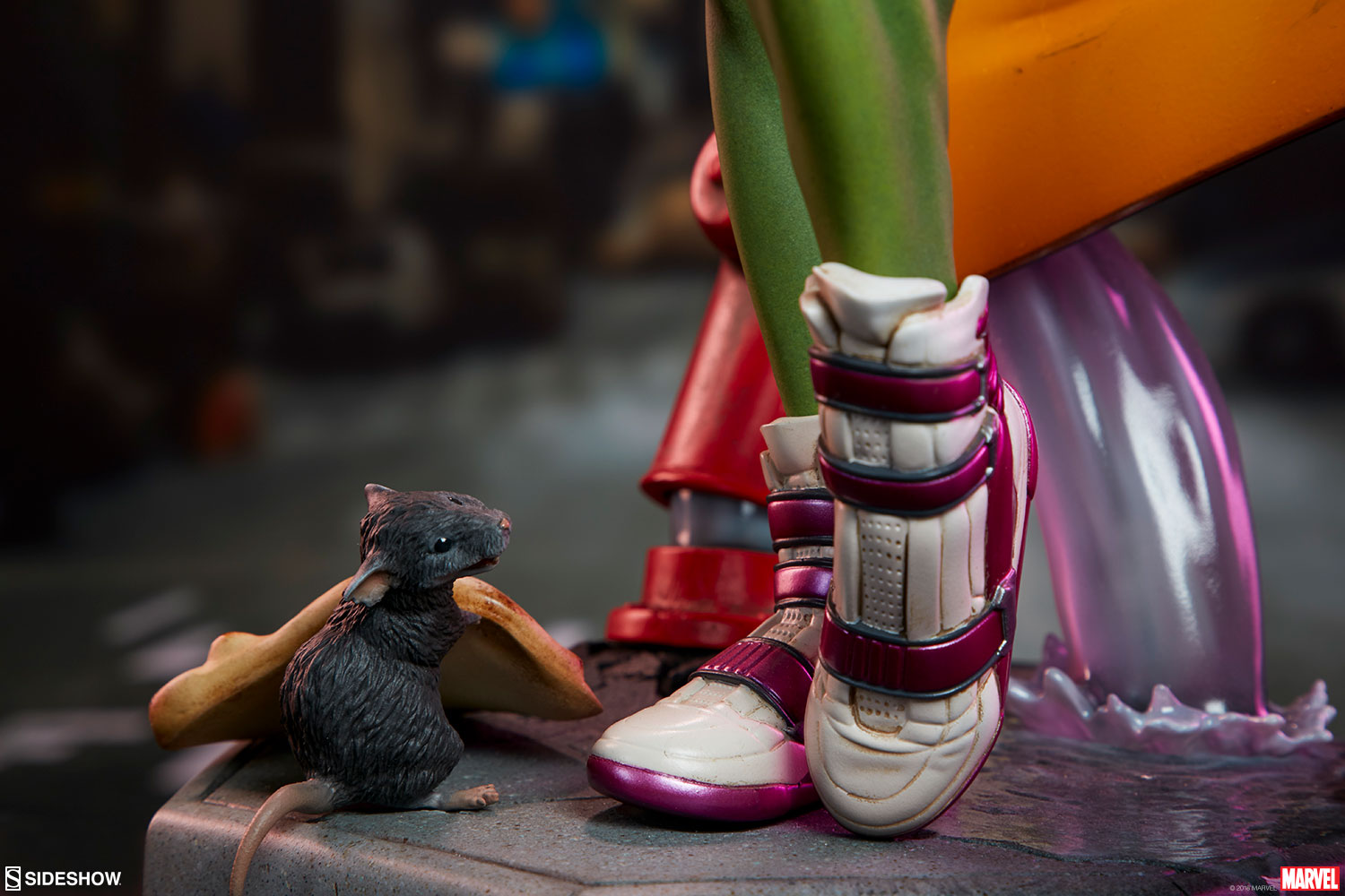 Marvel Comics She-Hulk Statue by Sideshow - The Toyark - News