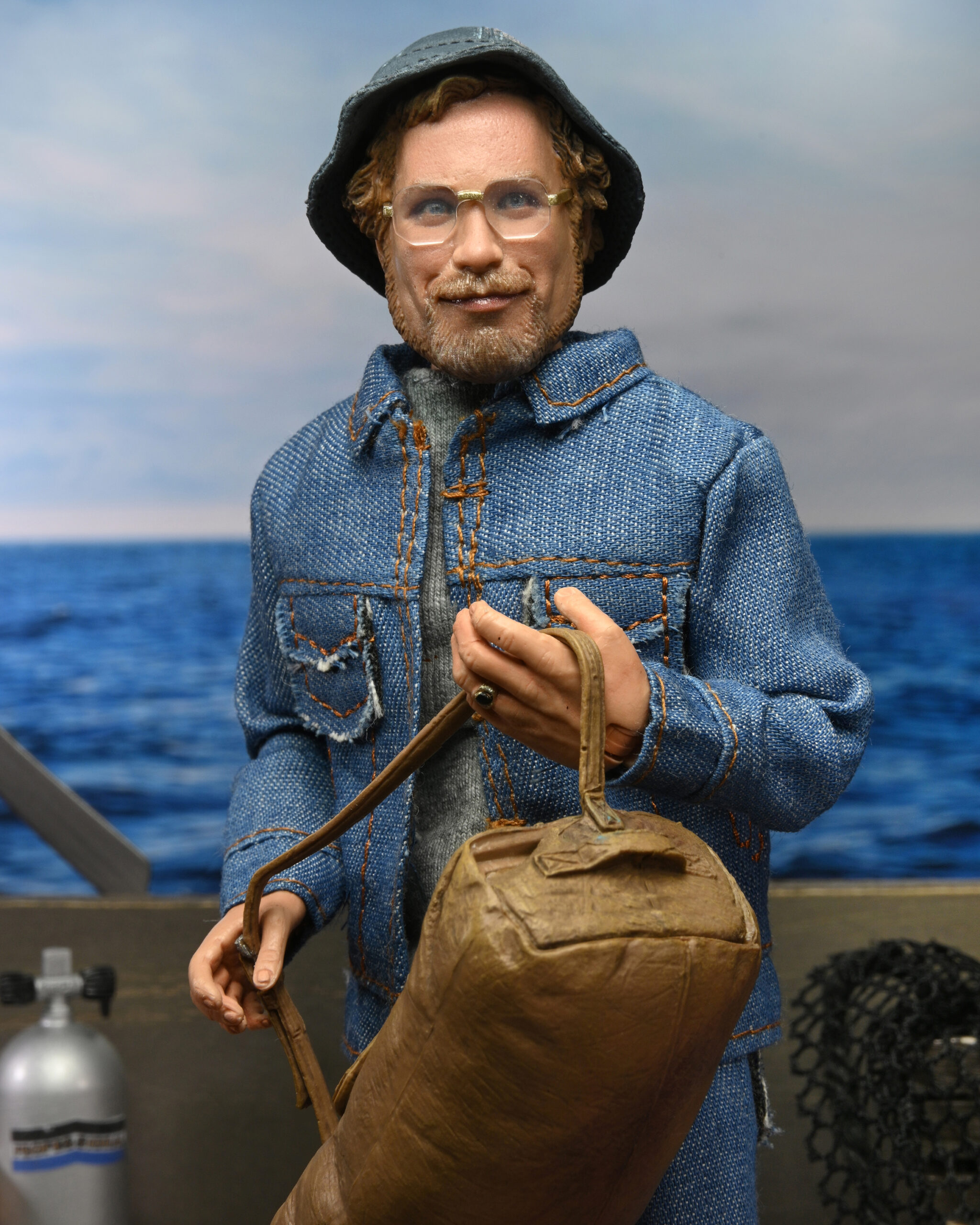 Jaws - Matt Hooper 8-Inch Figure by NECA - The Toyark - News